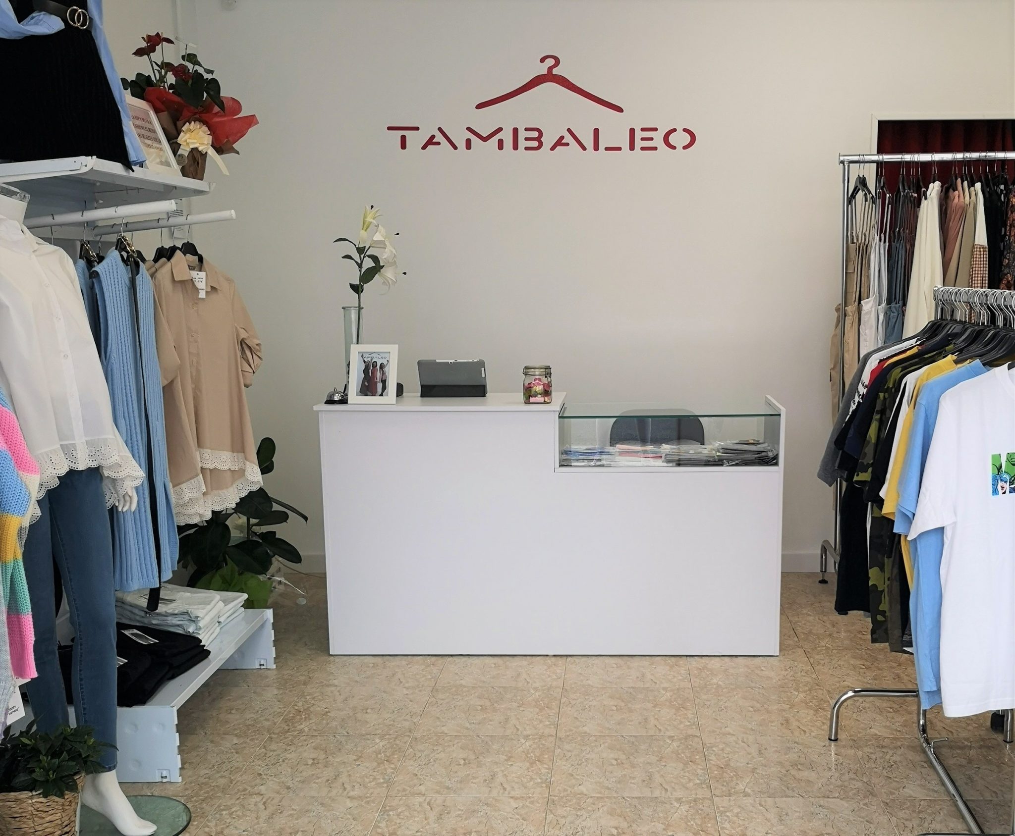 SOBRE NOSOTROS - TAMBALEO